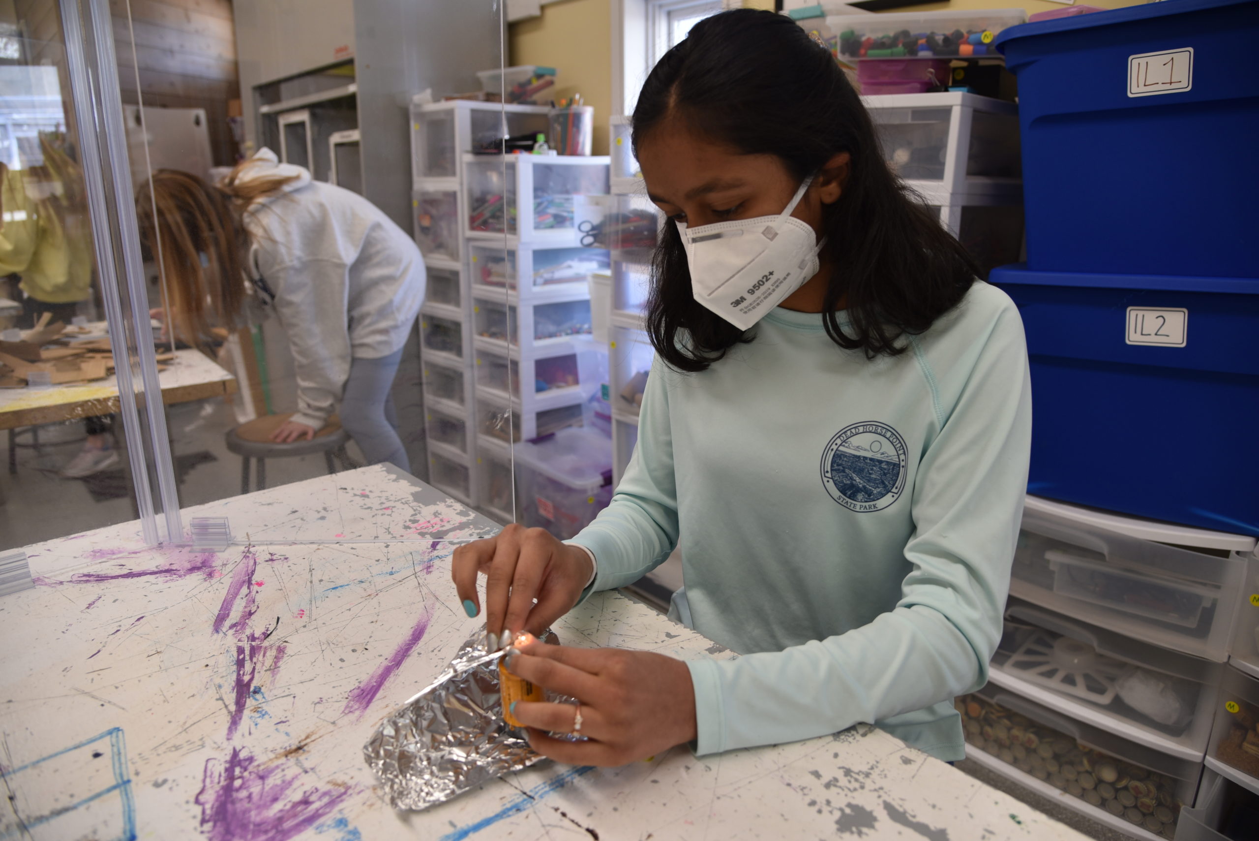 Seventh-graders Learn Circuitry in Innovation Lab - Seven Hills School