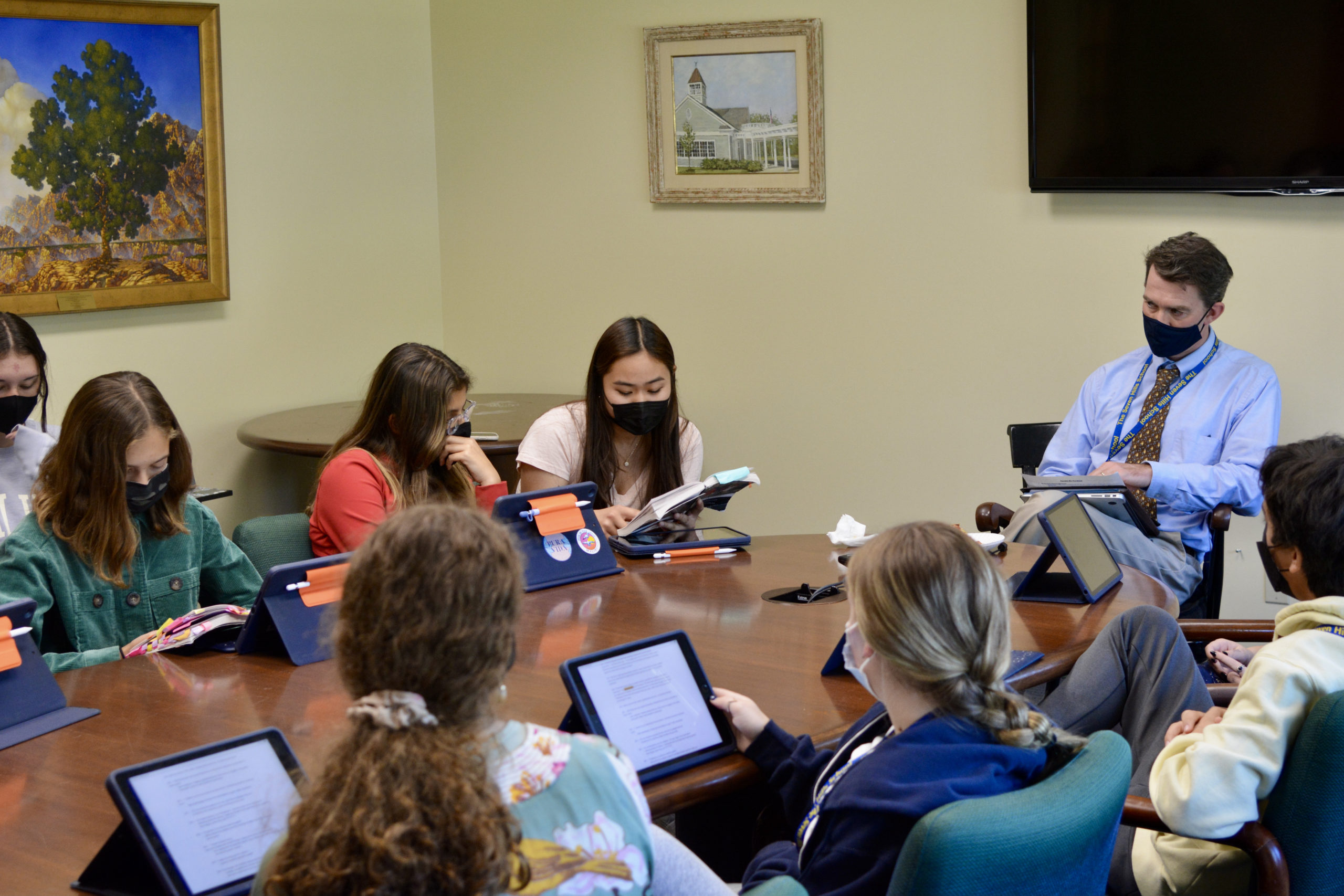 Students Display Literary Knowledge in Debate - Seven Hills School