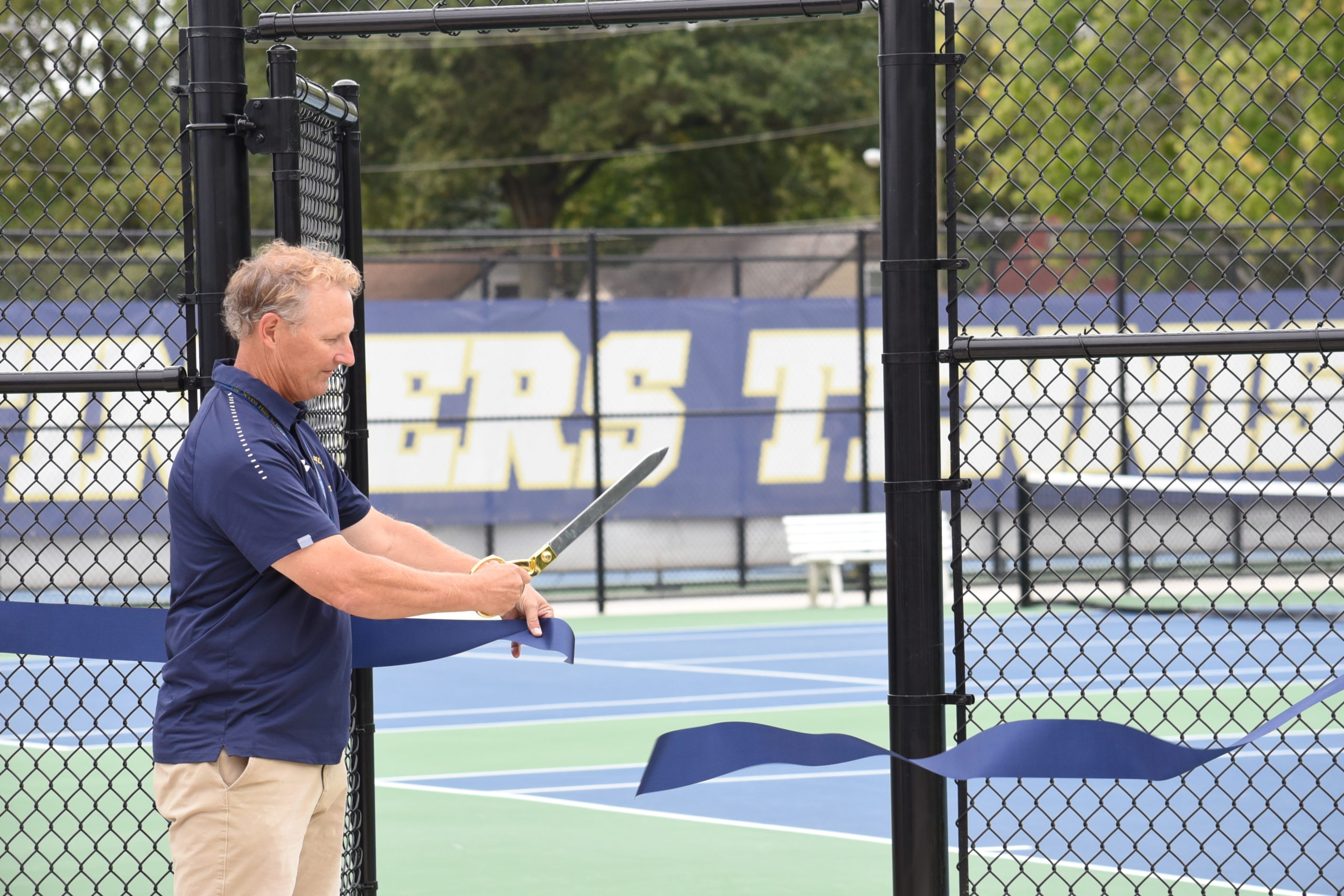 Athletics – October 5, 2022 - The Buzz - Seven Hills School